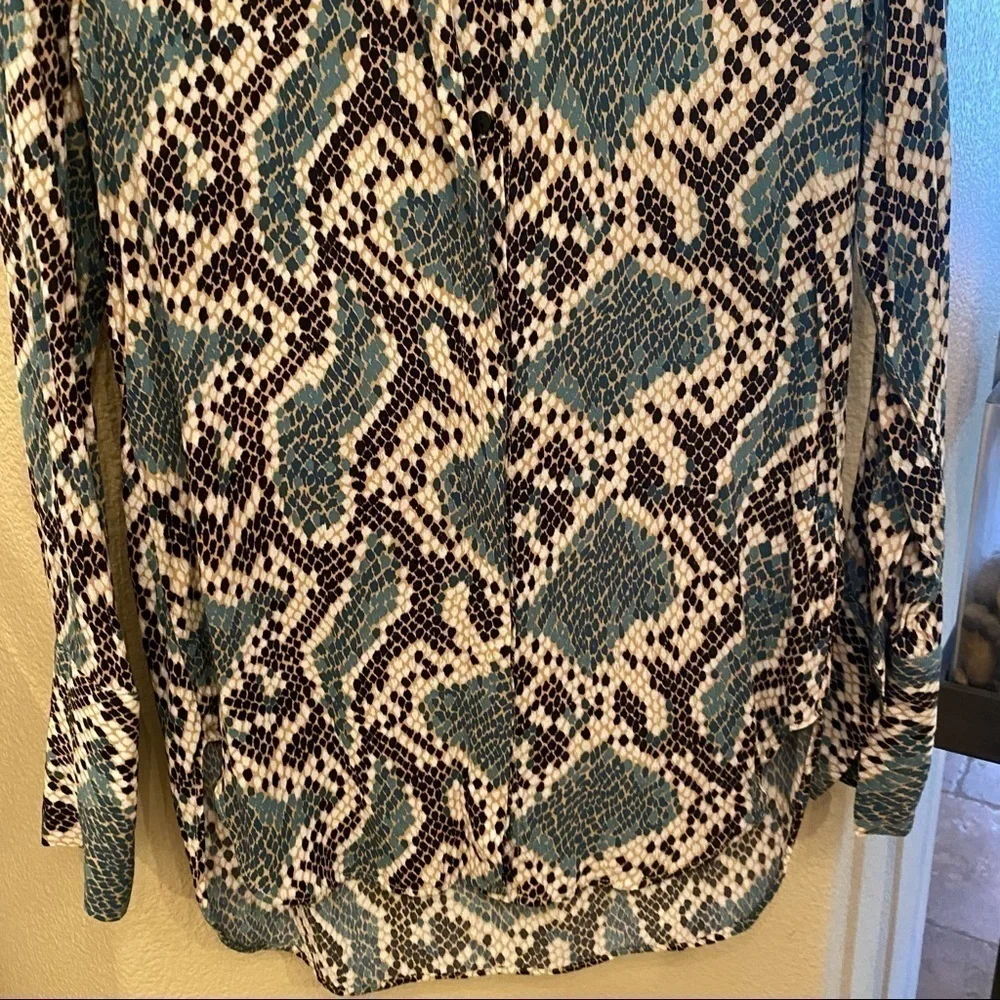 Topshop | Tops | Topshop Women Snake Print Button Long Sleeve Blouse ...